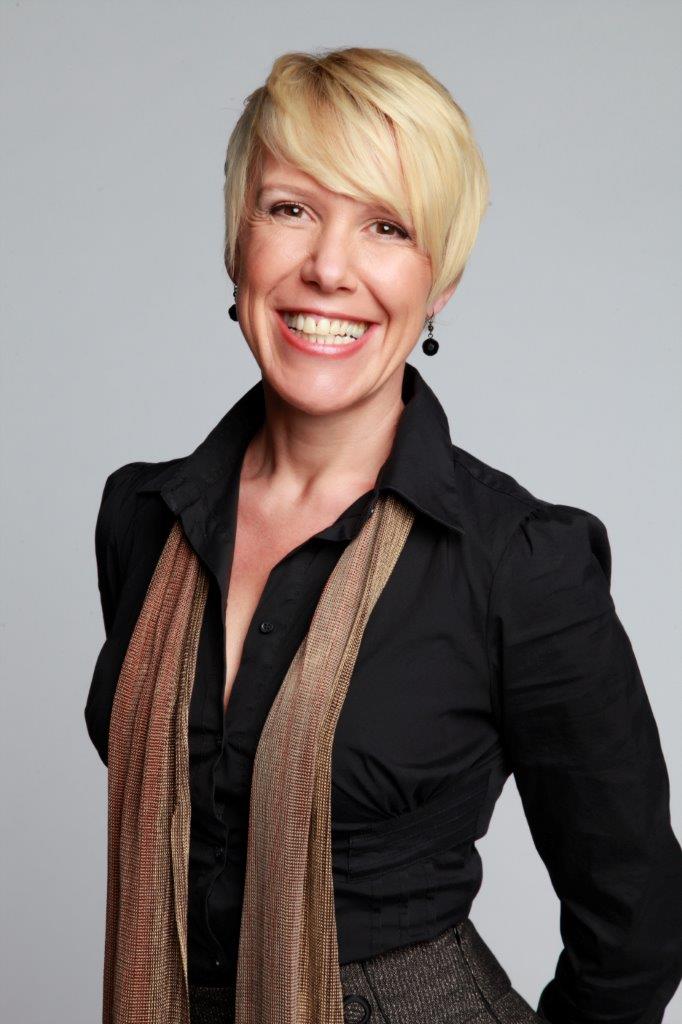 A conscious leader and a passionate go getter! Peggy Renders - Women's ...